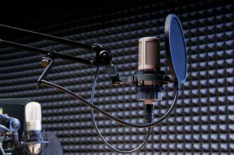 Beginners Guide to Recording Studio Equipment