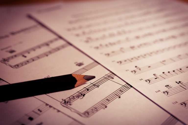 Reading Music for Beginners: Rhythm and The Staff