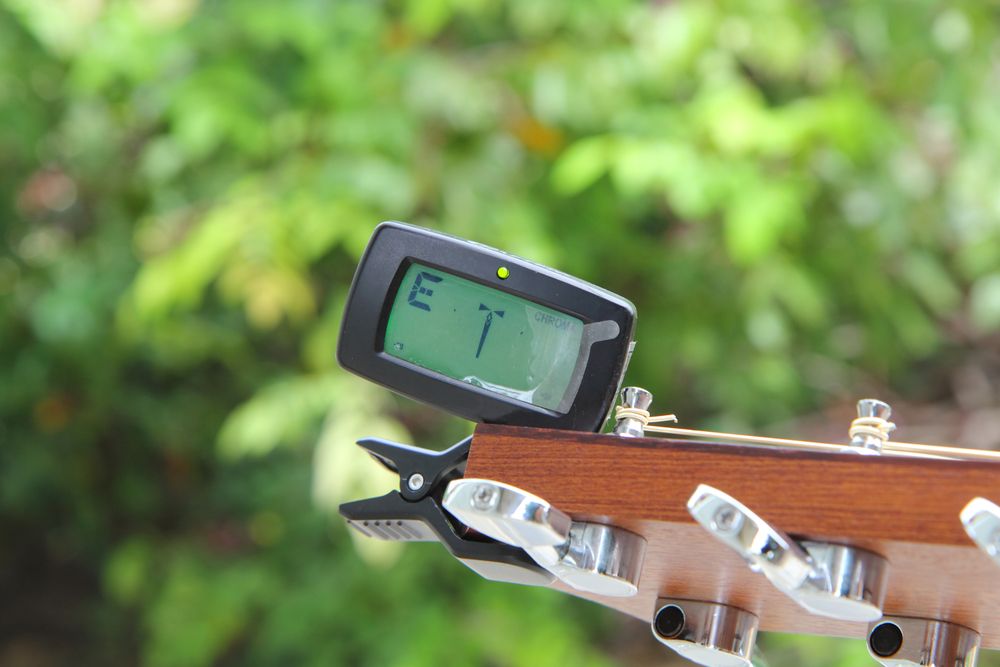 How To Tune A Guitar